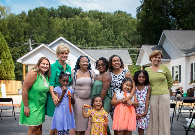 5 Practical Ways You Can Help Women in Need | Hope House Foundation